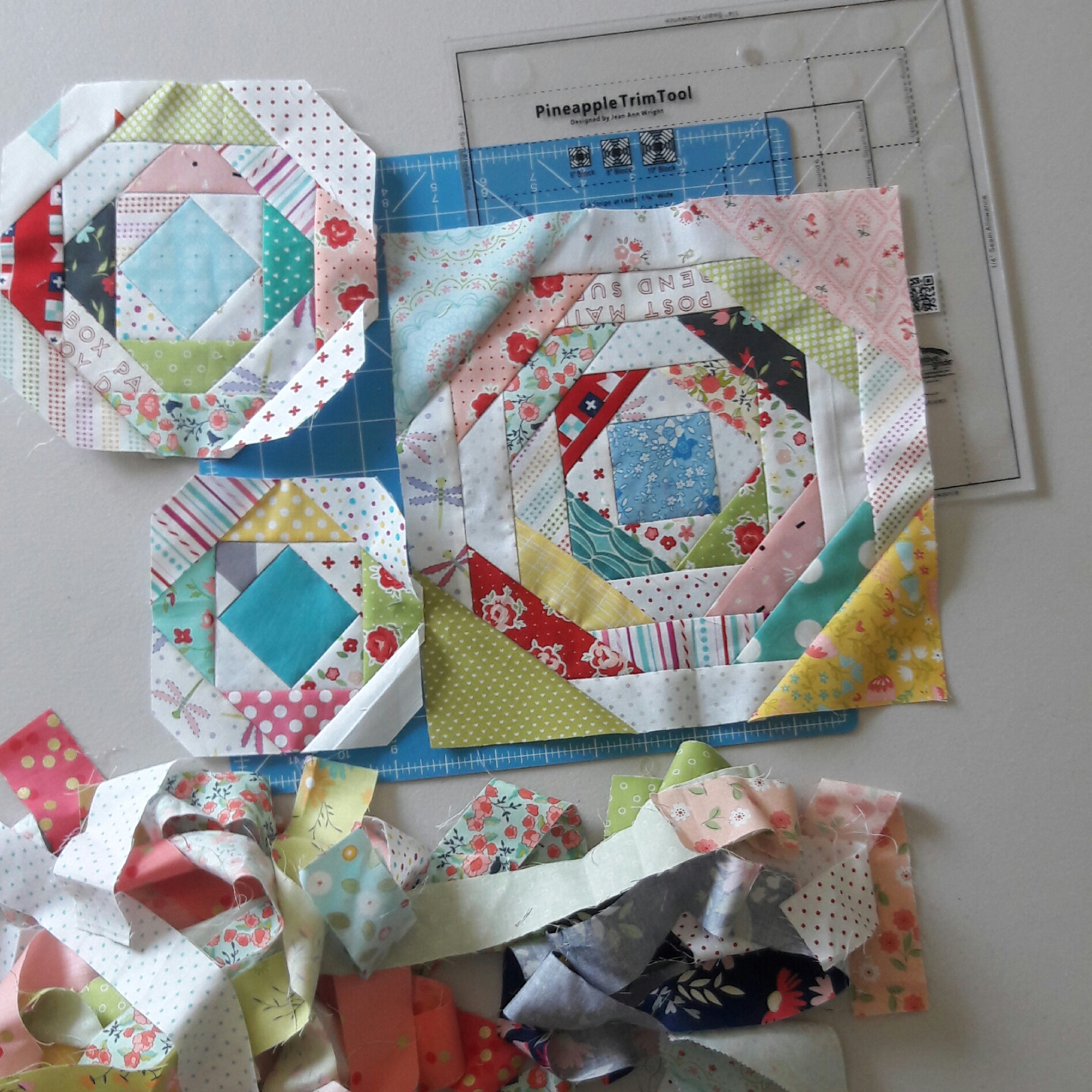 Scrappy Pineapple Quilt Block Tutorial - Aunt Ems Quilts