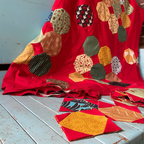 How to Make a Free Form Snowball Quilt Block - Aunt Ems Quilts