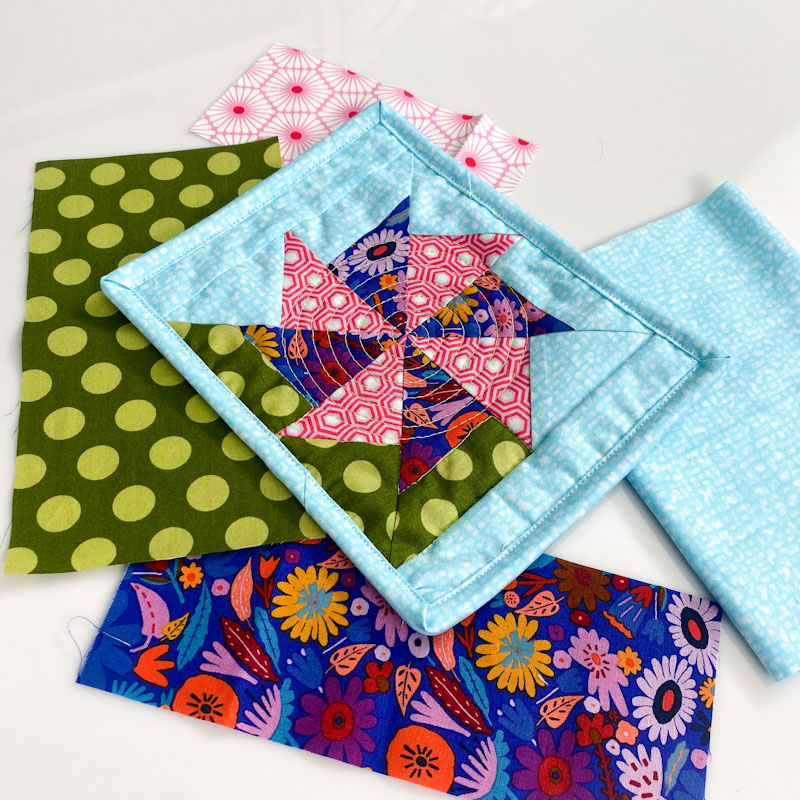 Garden Friends Mug Rugs - Aunt Ems Quilts