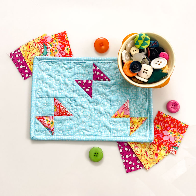 Garden Friends Mug Rugs - Aunt Ems Quilts